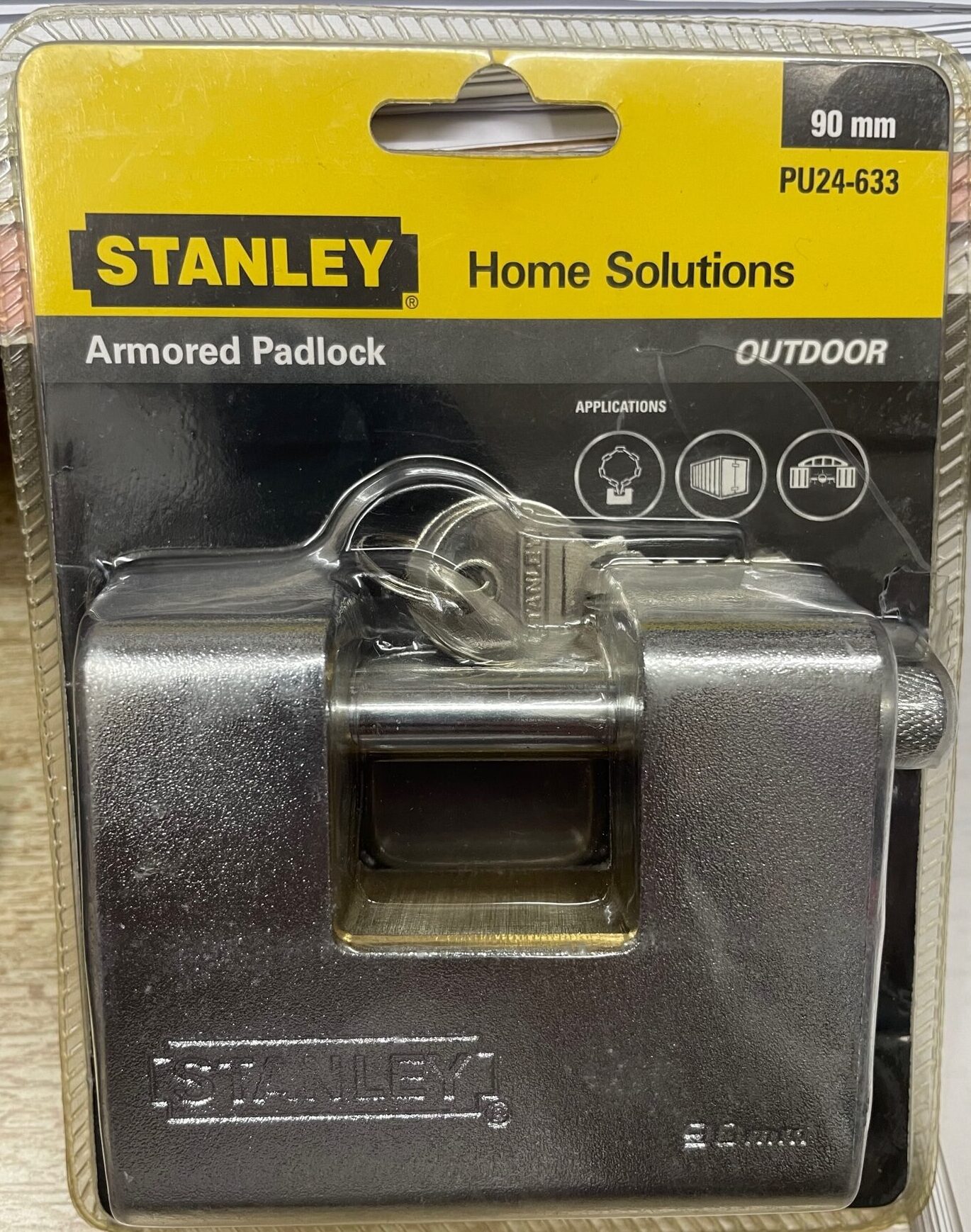 Stanley Armoured Brass Padlock 90mm – WPS